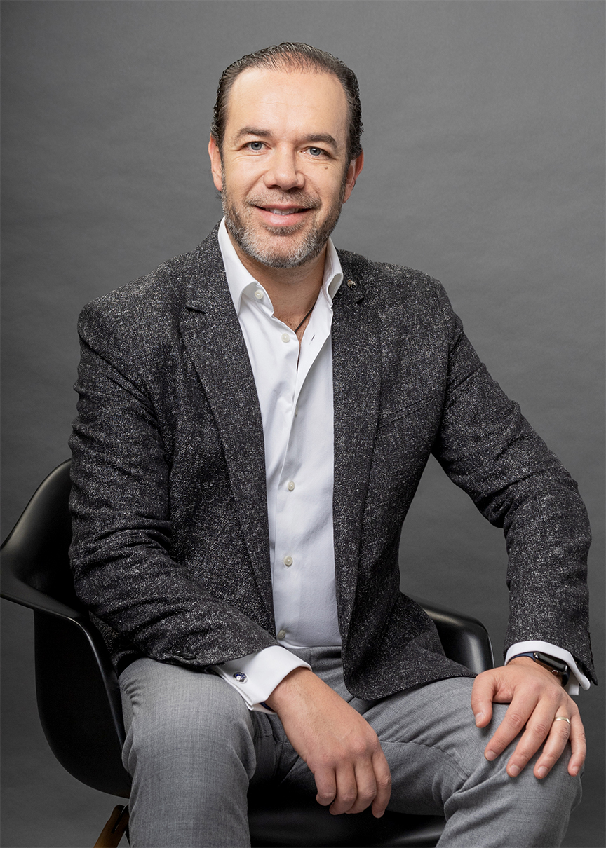 1502-Team-Miguel-Ruiz-Hernández - eSemanal - Noticias del Canal