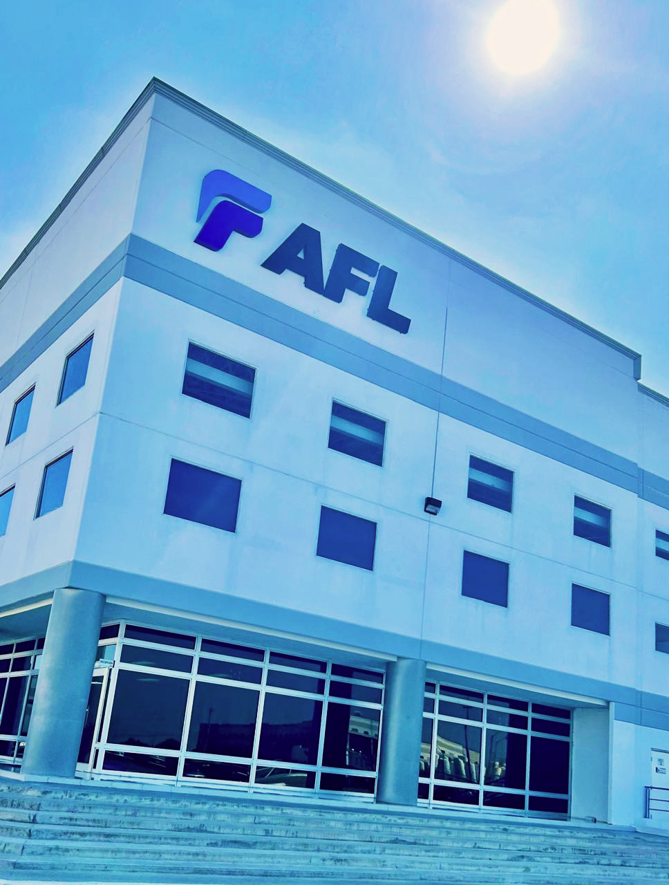 AFL Impulsa la Eficiencia en Redes de Fibra Óptica con el lanzamiento ...